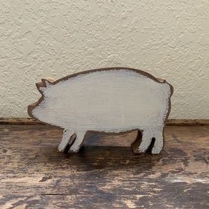 Accents | Farmhouse Pig | Poshmark